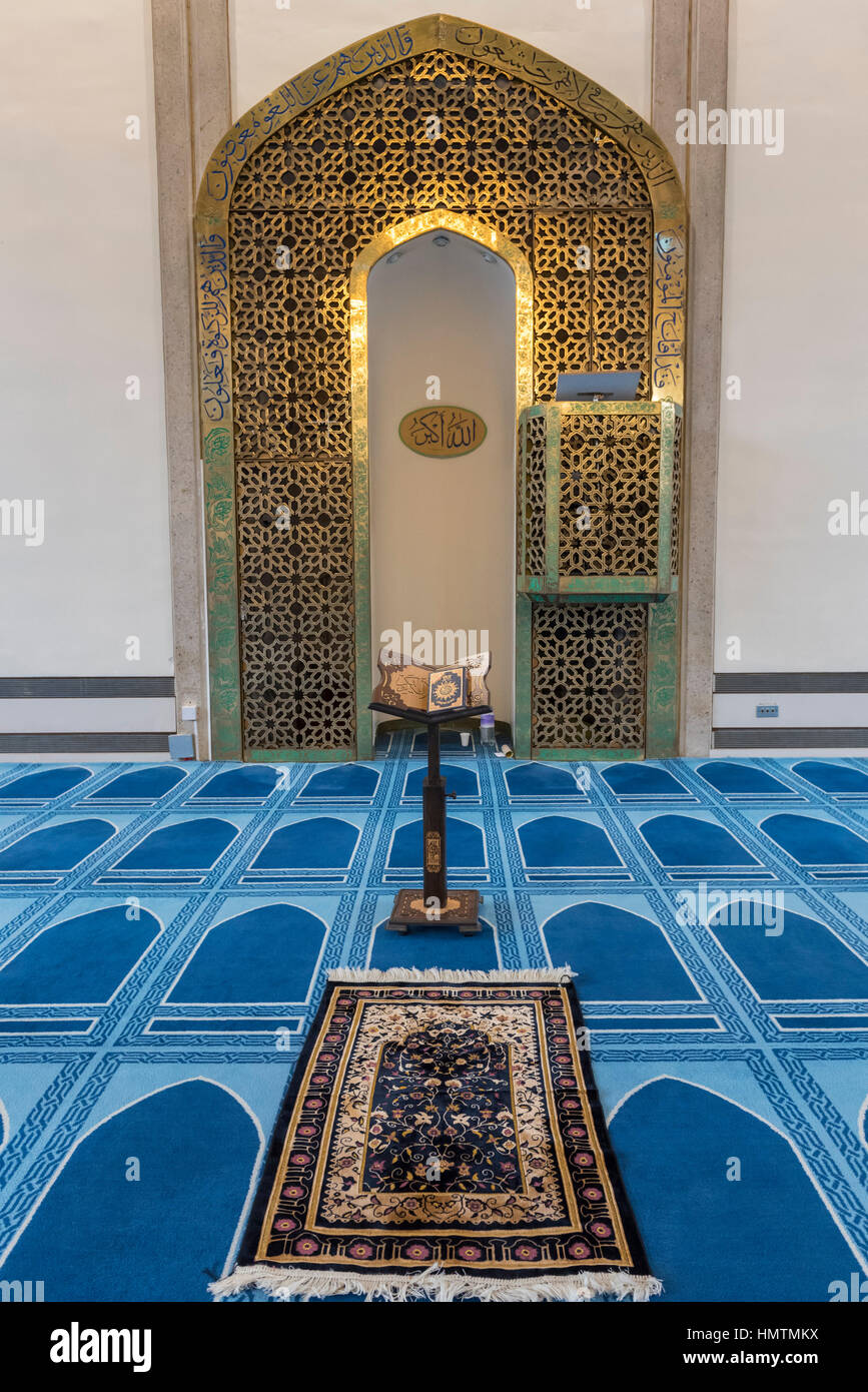 Prayer backed hi-res stock photography and images - Alamy