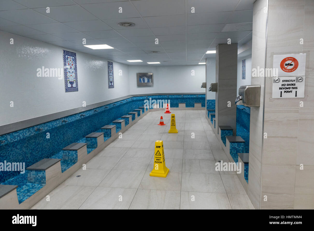 London, UK. 5th Feb, 2017. The ablutions room, where worshippers wash ...