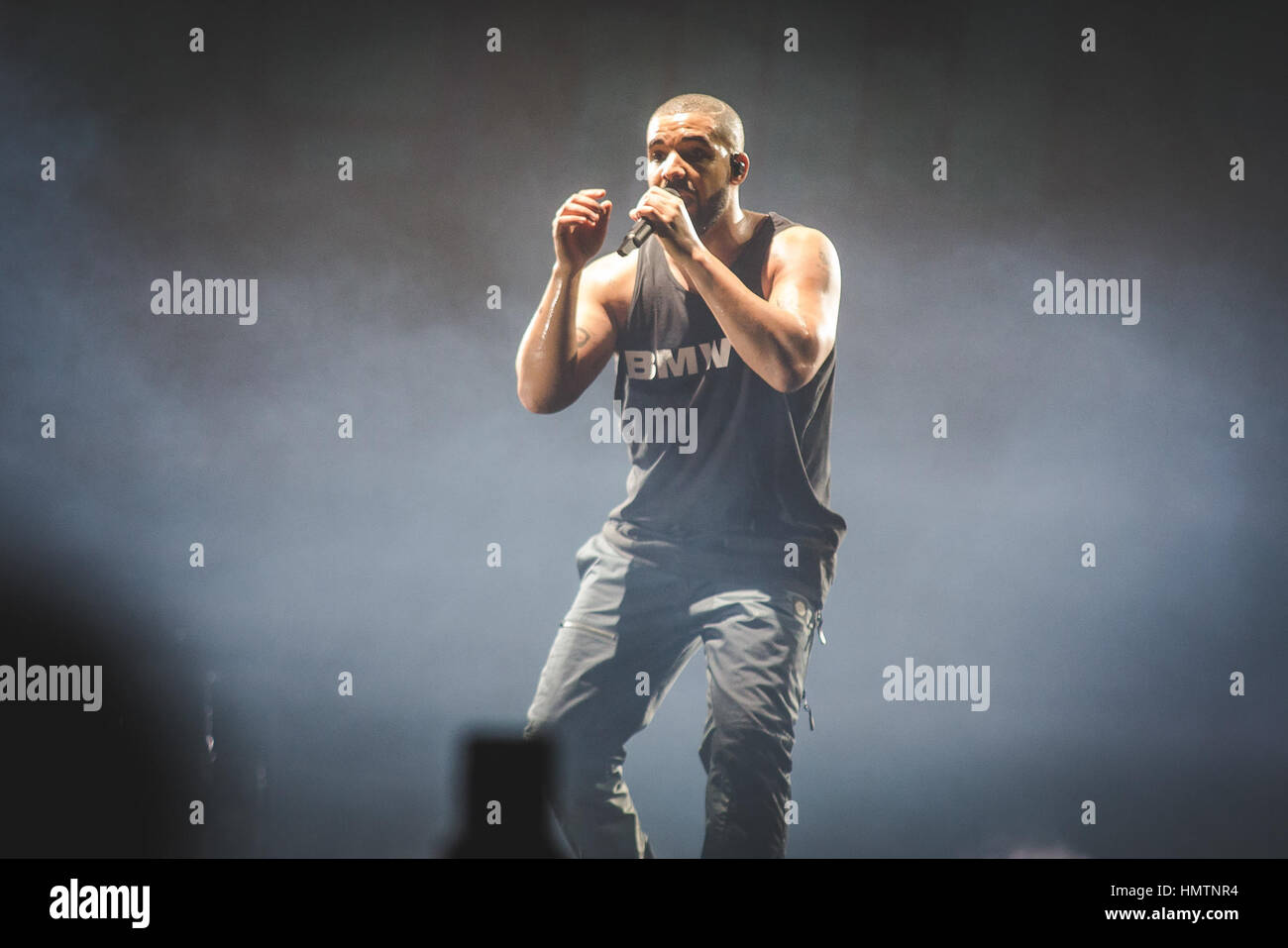 Drake performing live at the o2 arena london hi-res stock photography ...