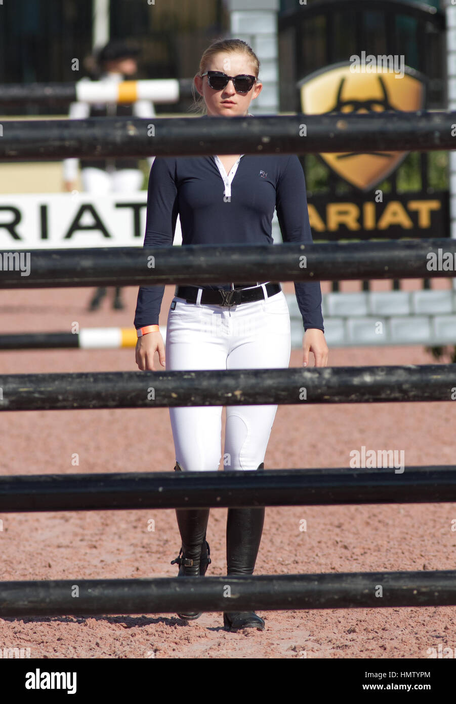 Wellington, USA. 4th Feb, 2017. Emily Moffitt walks the course before ...