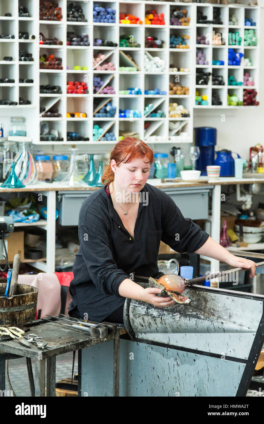 Glass blowing woman hi-res stock photography and images - Alamy