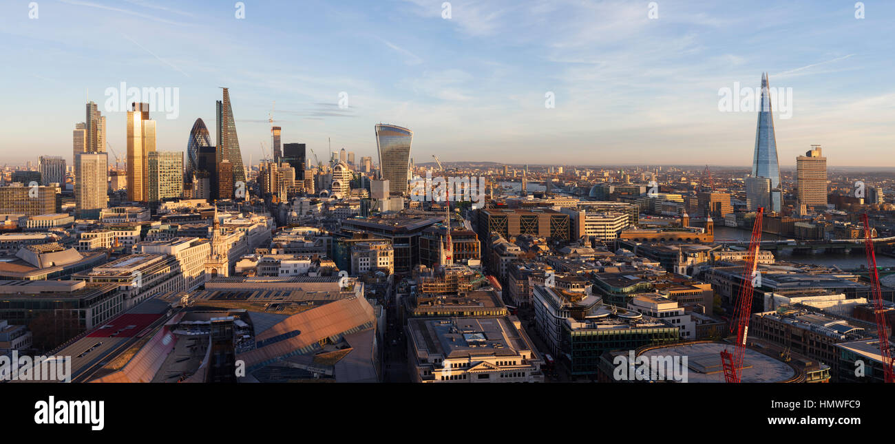 Financial district london hi-res stock photography and images - Alamy