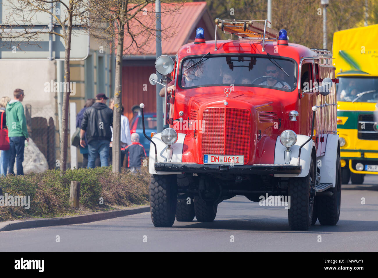 Restored fire truck hi-res stock photography and images - Alamy
