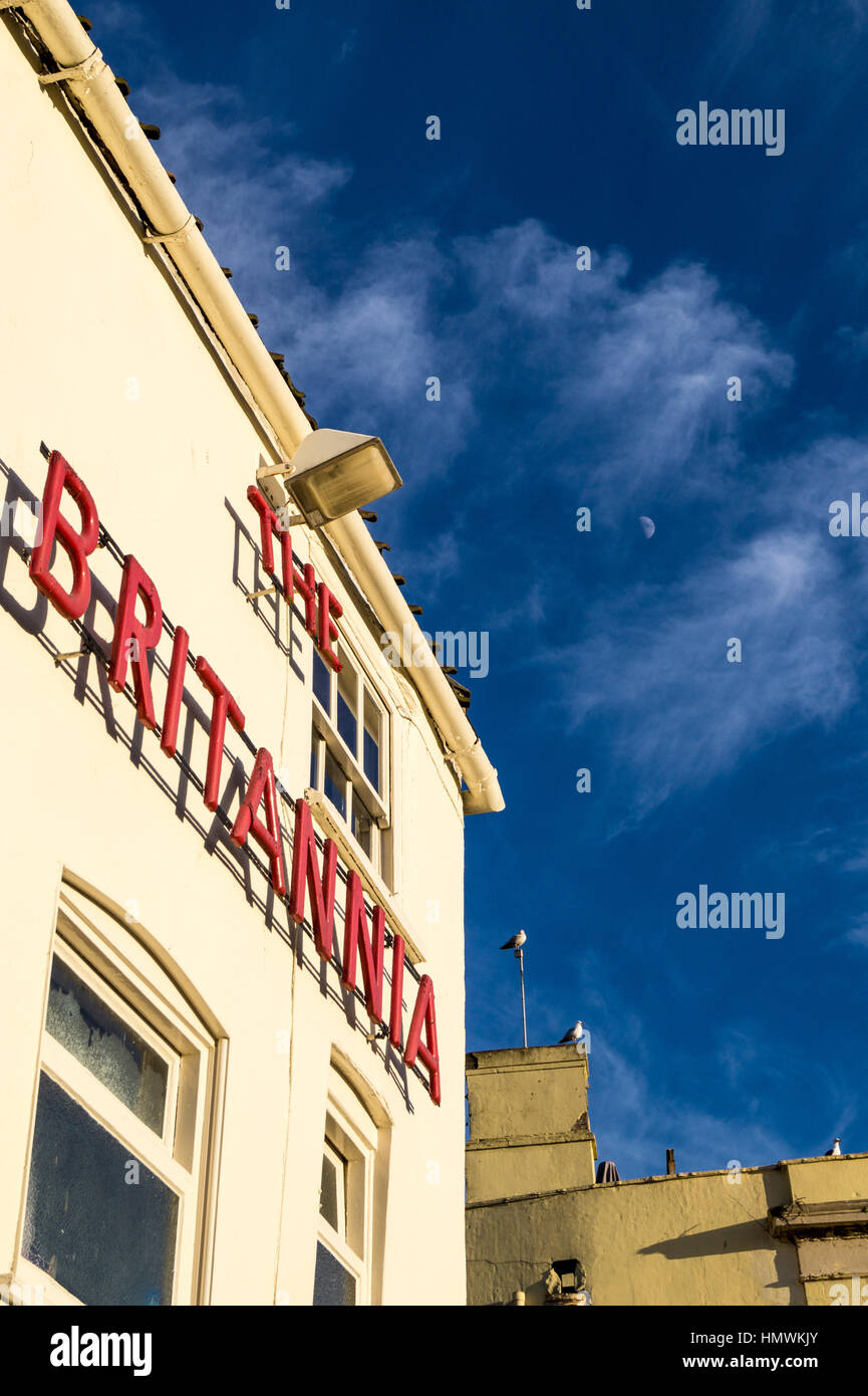 Georgian pub exterior hi-res stock photography and images - Alamy