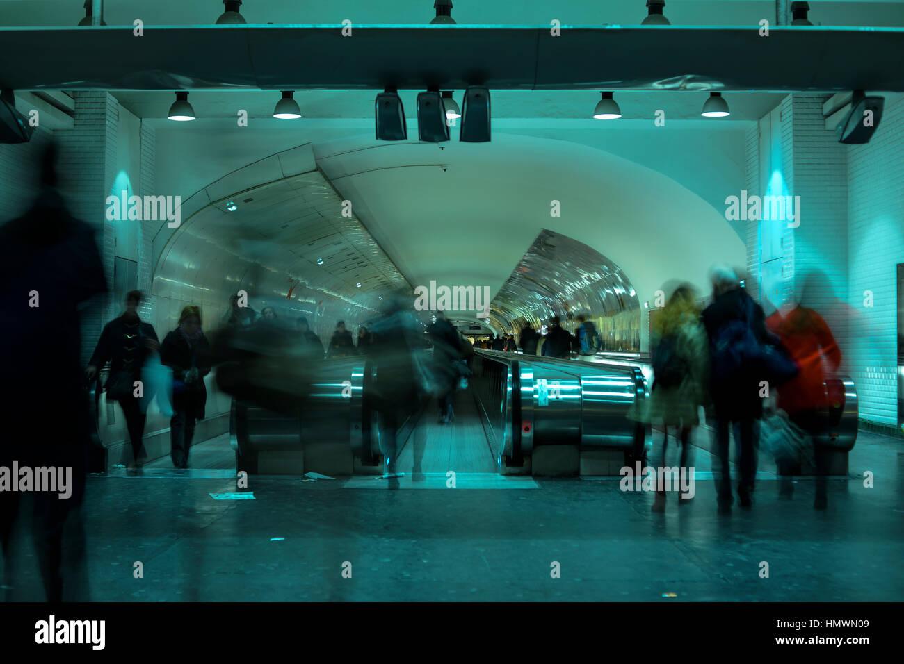 Busy metro system hi-res stock photography and images - Alamy
