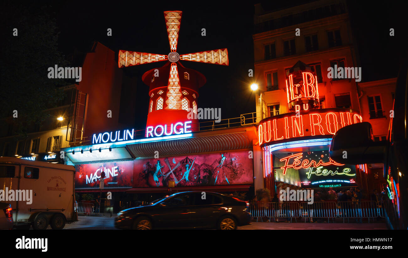 Paris moulin rouge building hi-res stock photography and images - Alamy