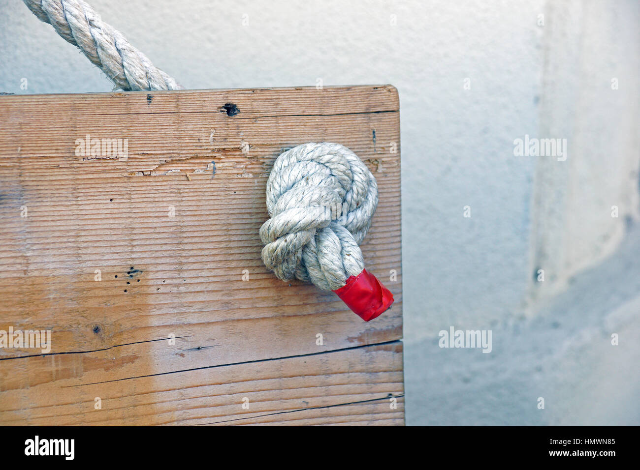 Tied knots hi-res stock photography and images - Alamy