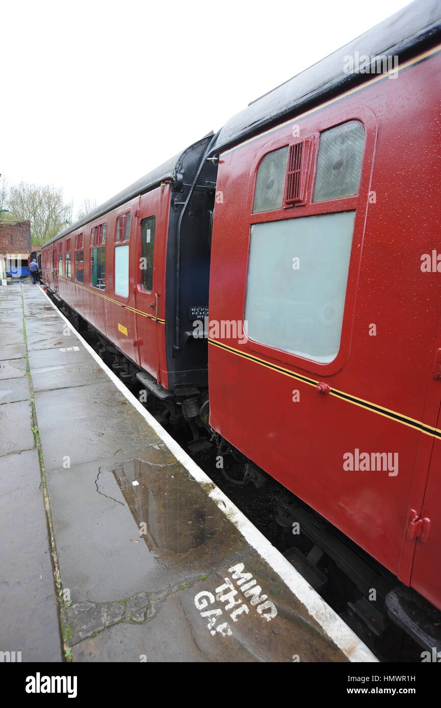 Elsecar railway station hi-res stock photography and images - Alamy