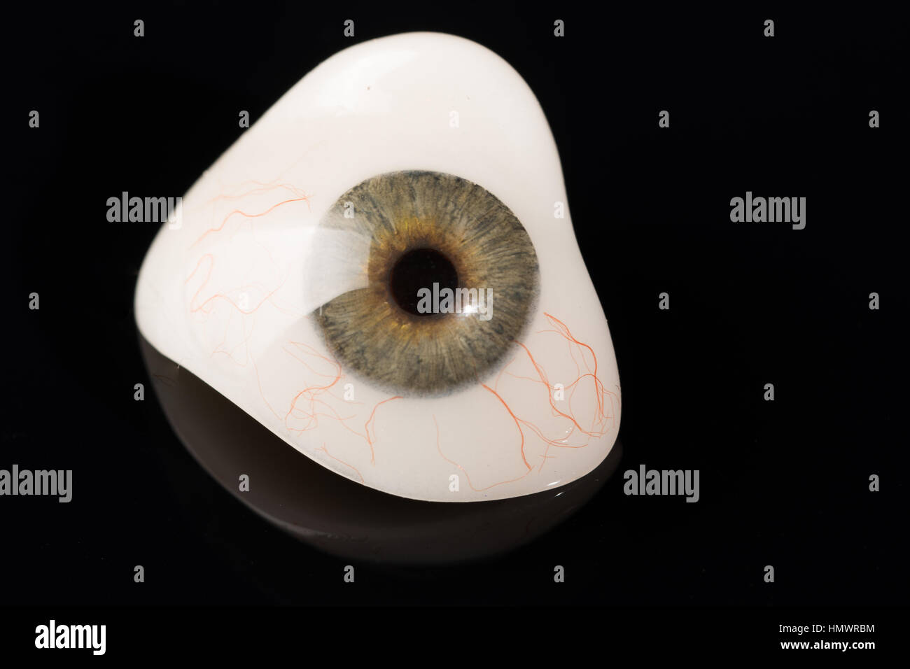 Kimonotime Glass Eye