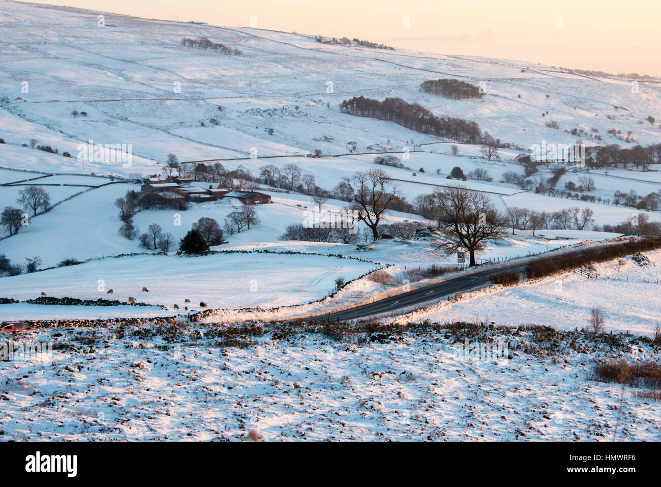 Snow on the English countryside Stock Photo - Alamy