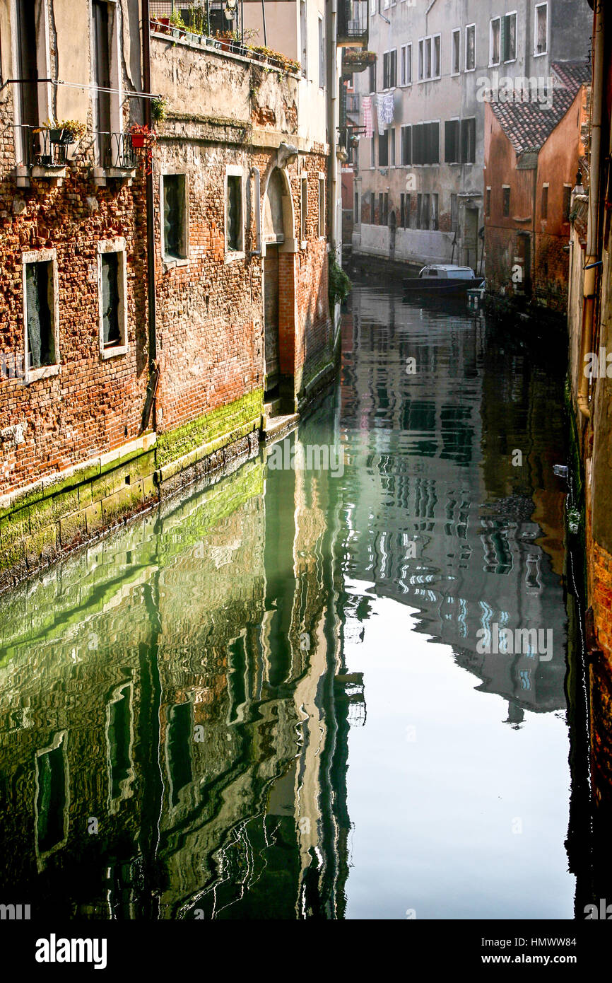 canal view in italy Stock Photo - Alamy