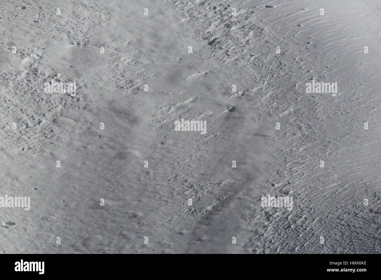 Structured natural snow surface in the mountains Stock Photo - Alamy