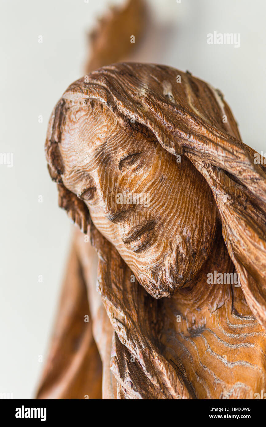 Wooden sculpture of jesus hi-res stock photography and images - Alamy