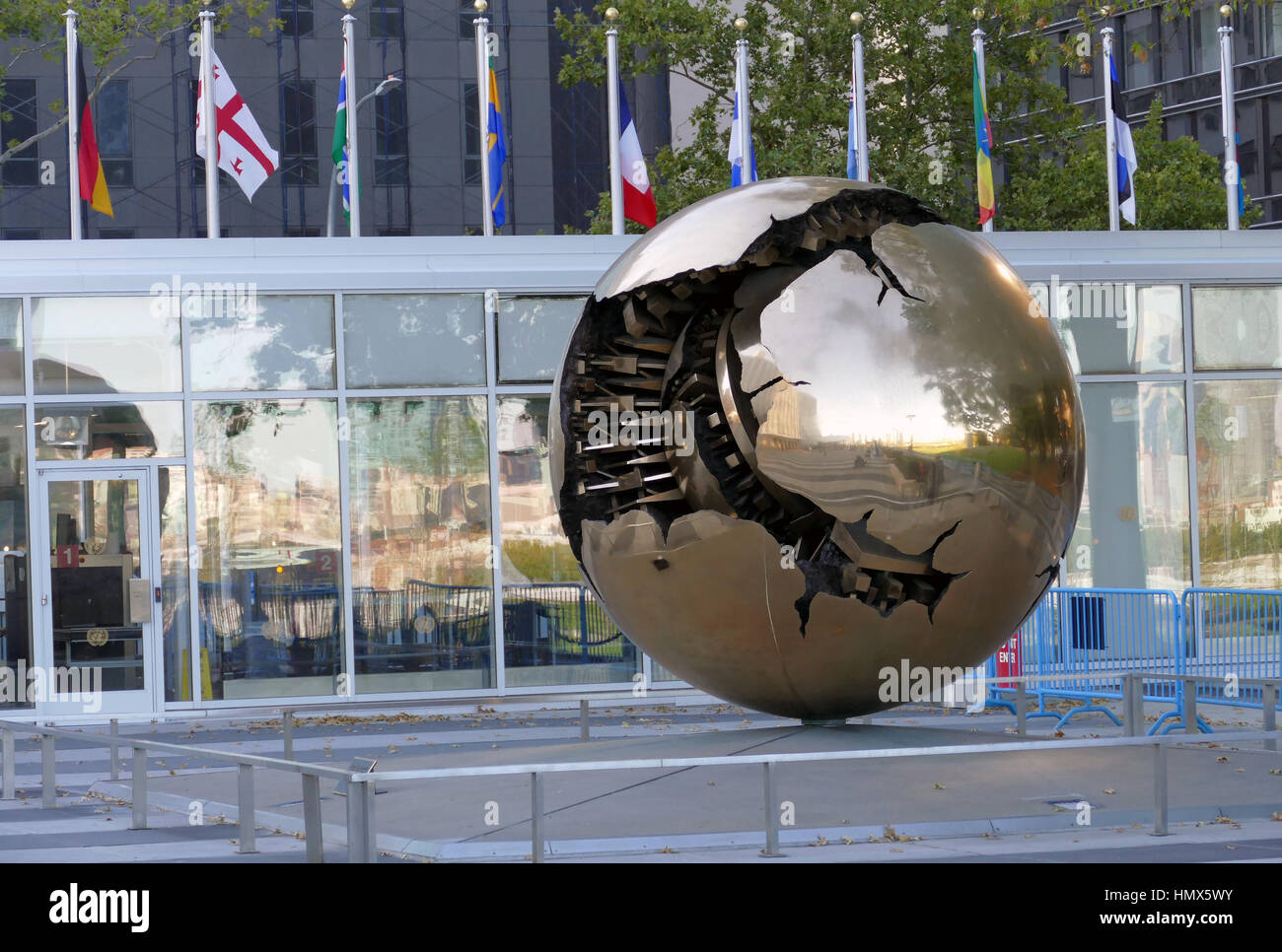 United Nations Monument New York High Resolution Stock Photography and ...