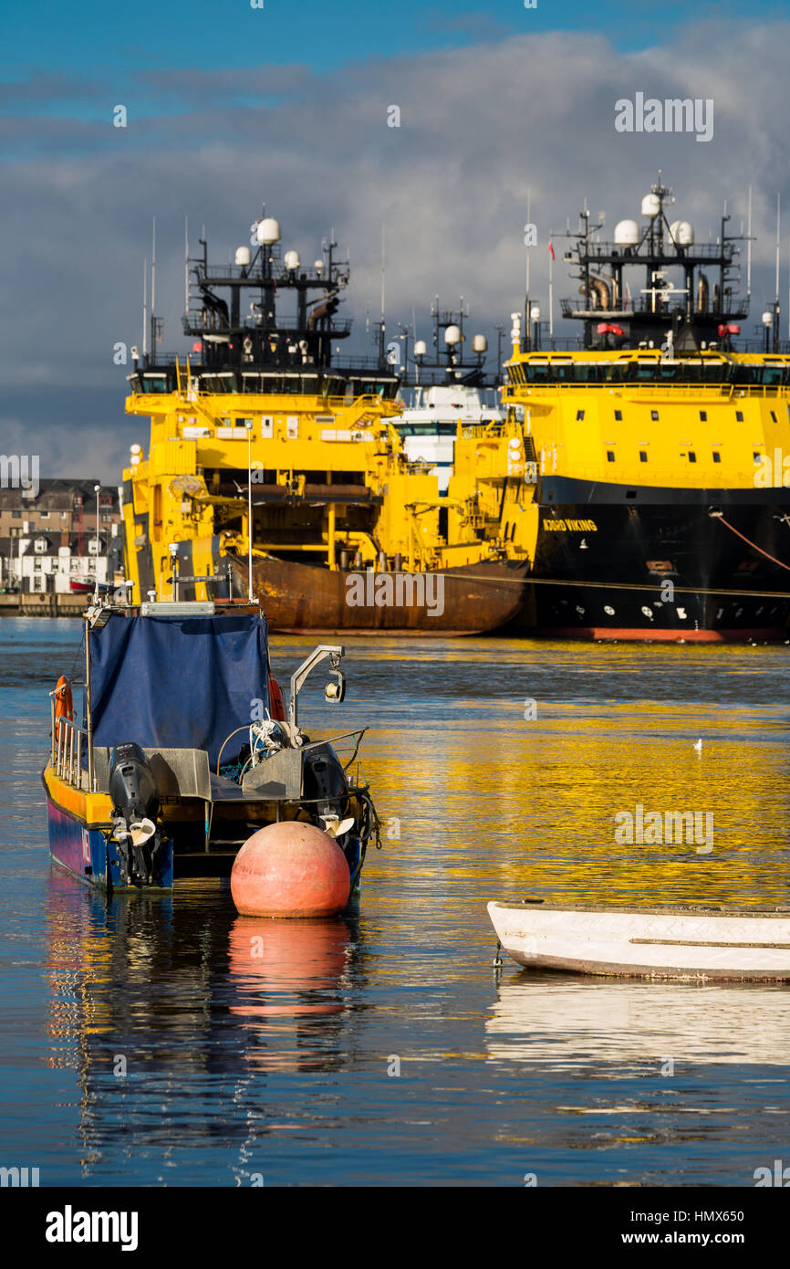 Viking supply ships hi-res stock photography and images - Alamy