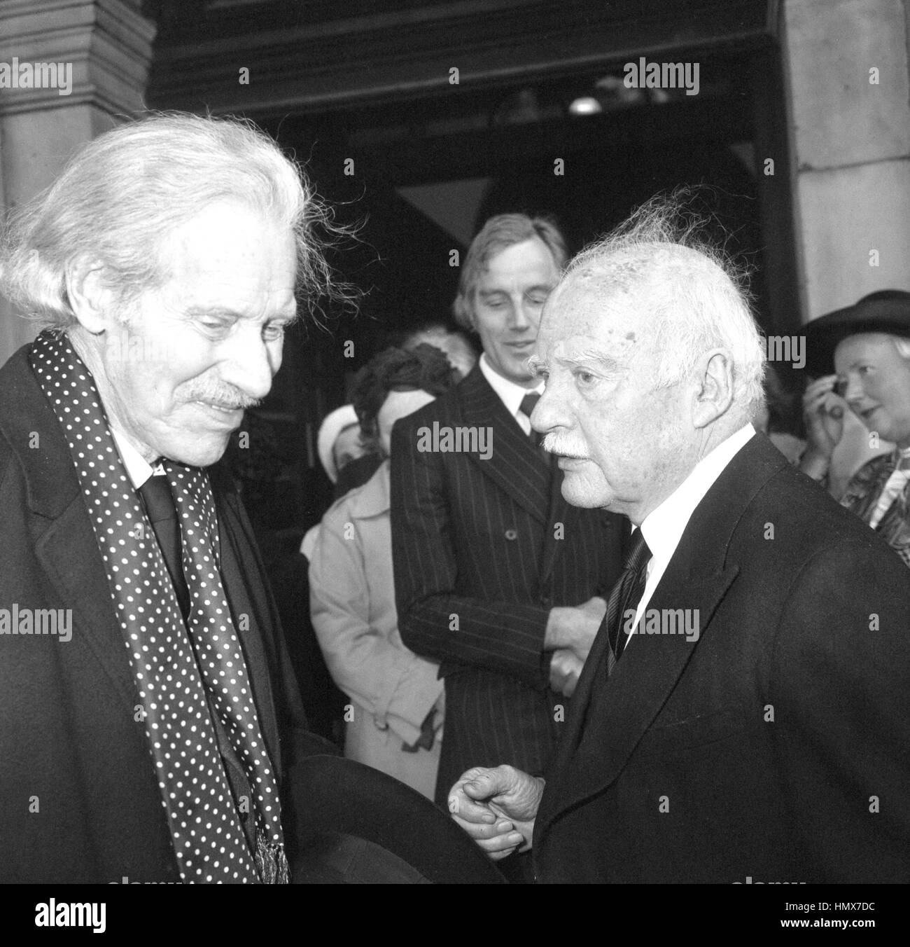 Agatha christie mallowan hi-res stock photography and images - Alamy