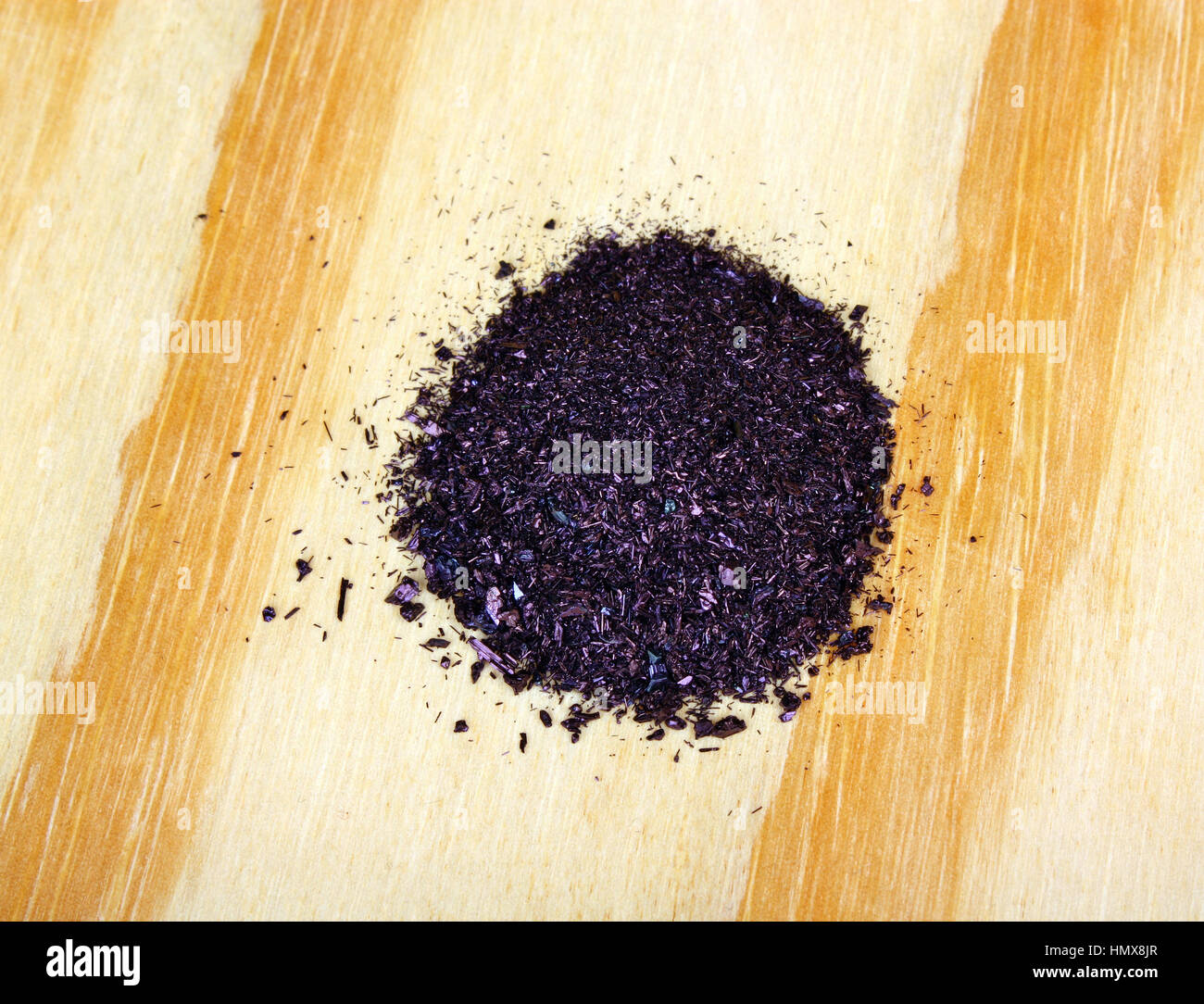 Potassium permanganate crystals hi-res stock photography and images - Alamy