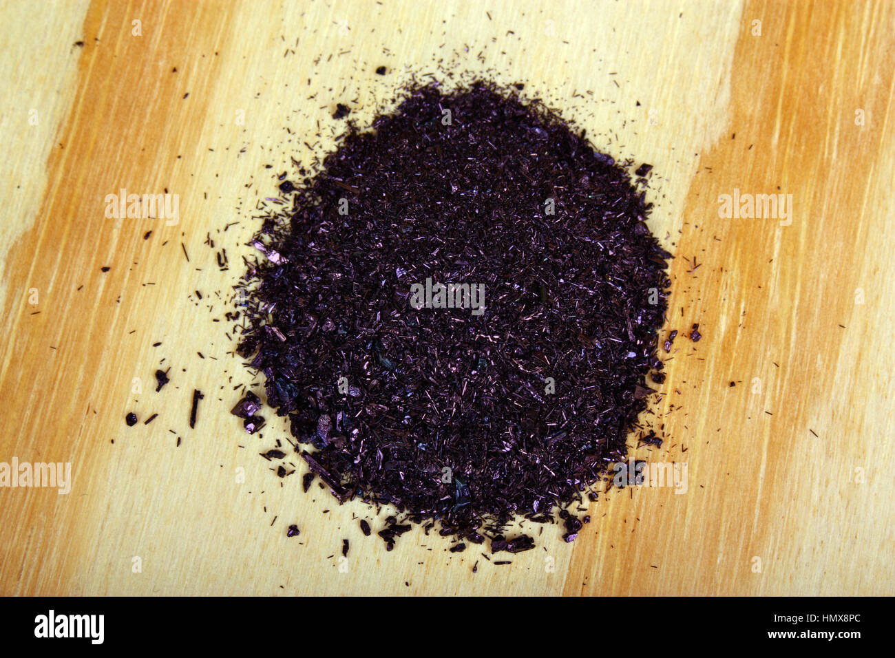 Potassium permanganate crystals hi-res stock photography and images - Alamy