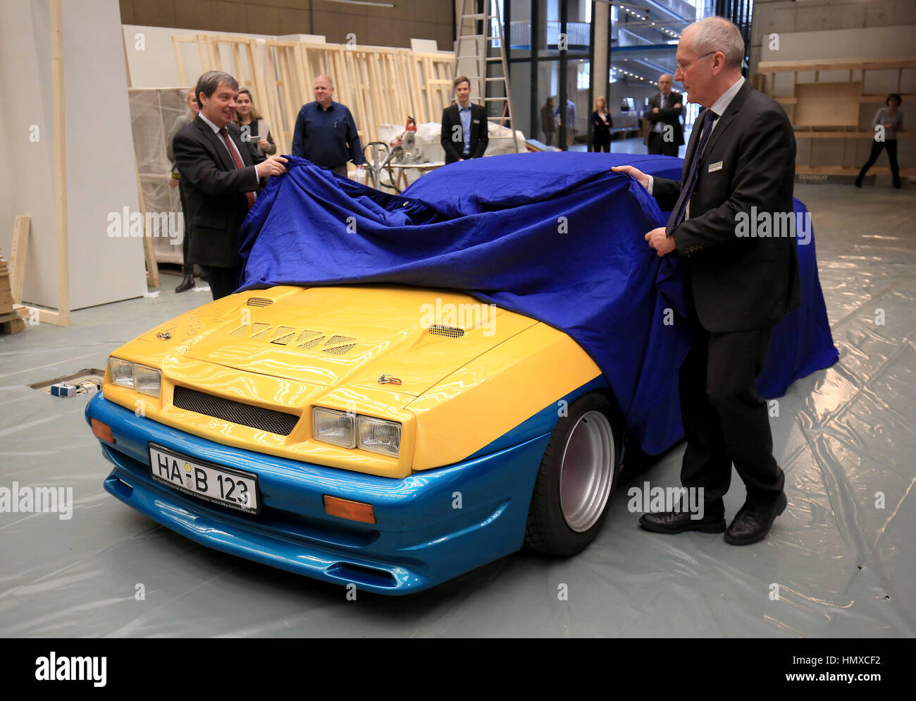 Bonn, Germany. 6th Feb, 2017. Employees of the House of History reveal ...