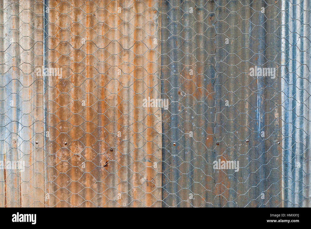 Metal mesh roof hi-res stock photography and images - Alamy