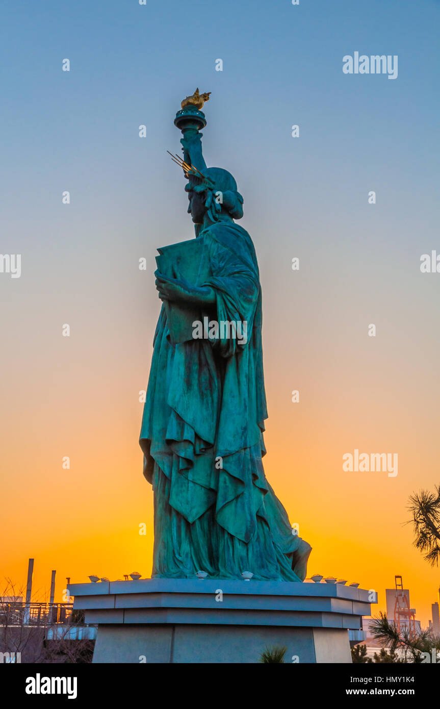 Lady liberty hi-res stock photography and images - Alamy