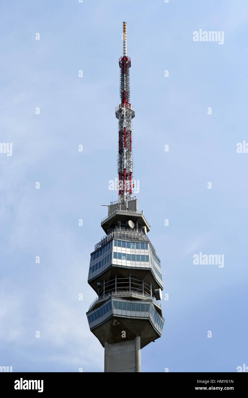 Broadcast tower hi-res stock photography and images - Alamy