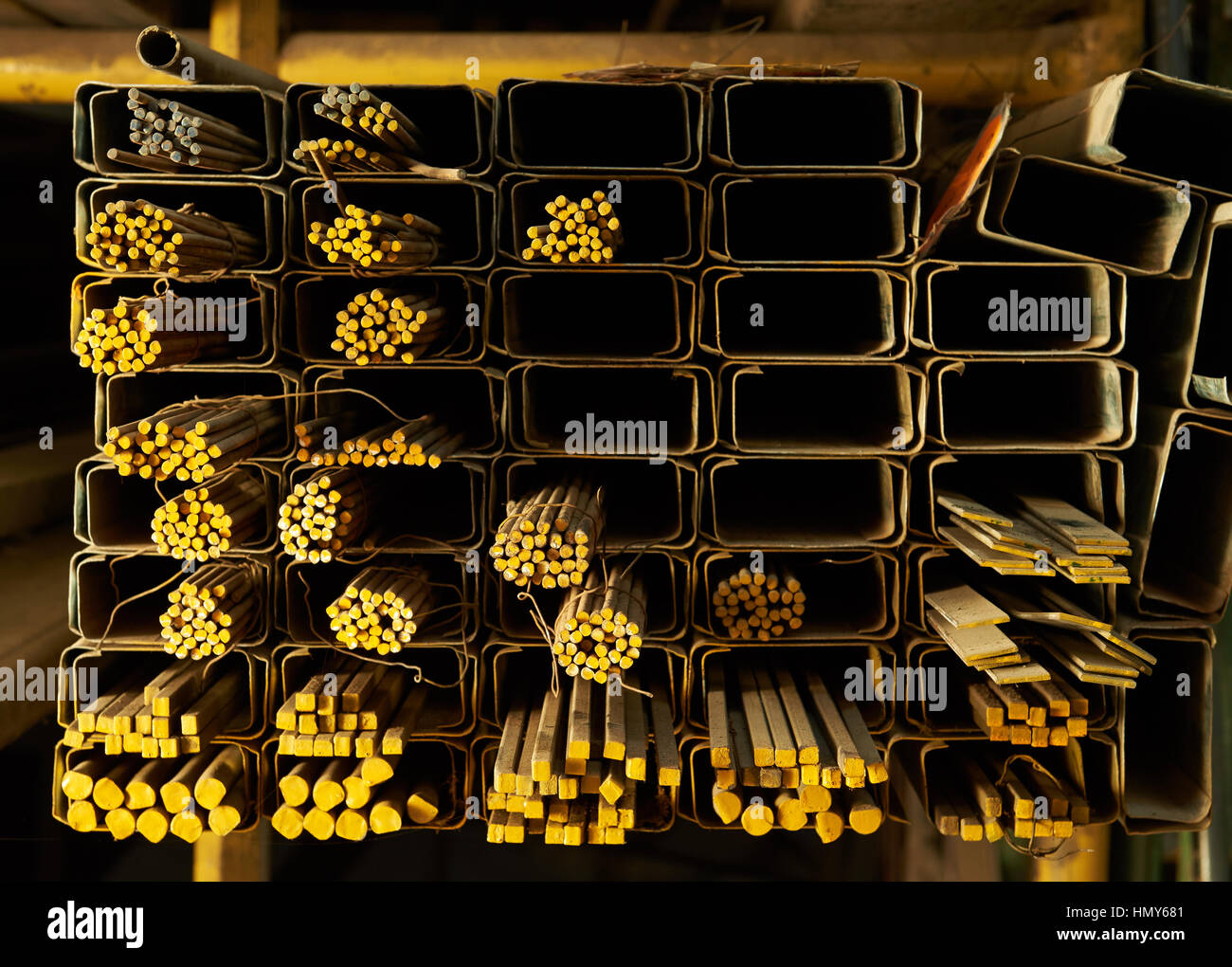 Metal rods hi-res stock photography and images - Alamy