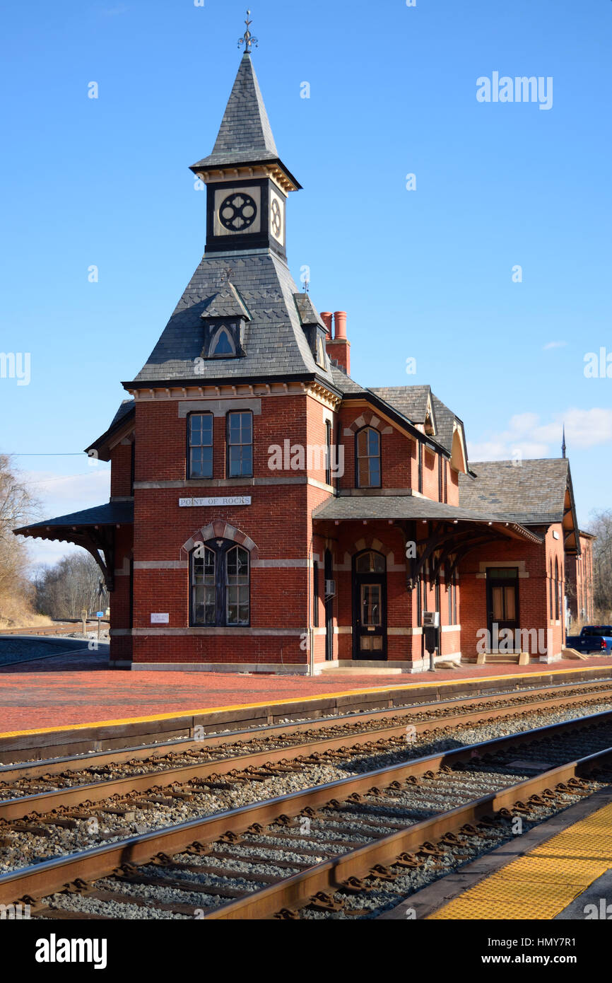 Victorian train station historical hi-res stock photography and images ...