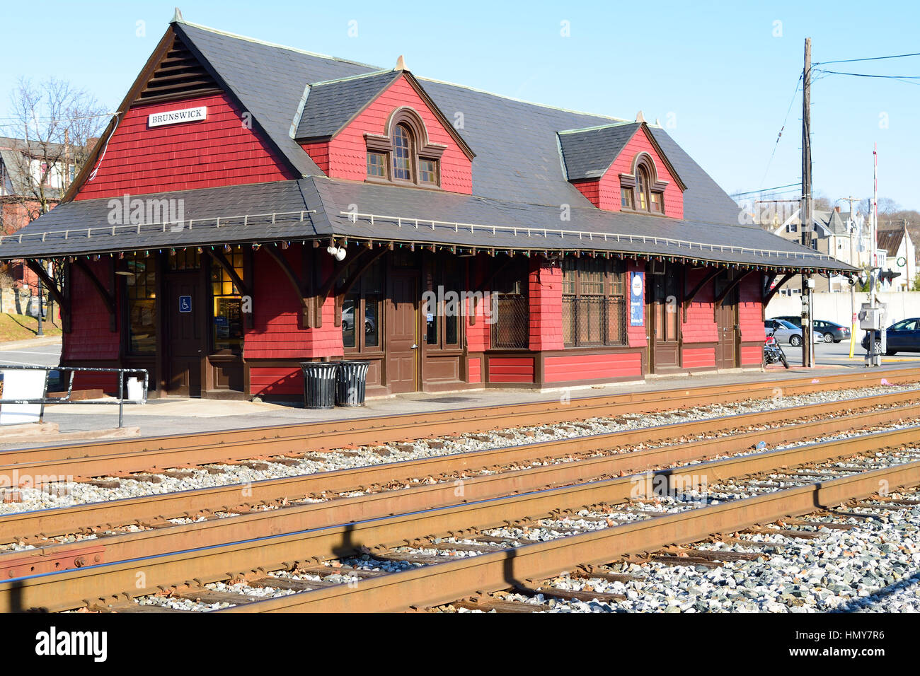 Victorian station roof on sunny hi-res stock photography and images - Alamy
