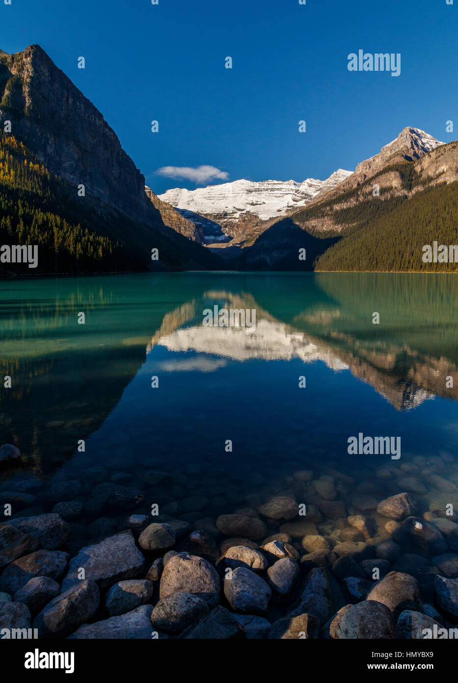 Lake Louise, with Mount Victoria and glacier, Banff National Park ...