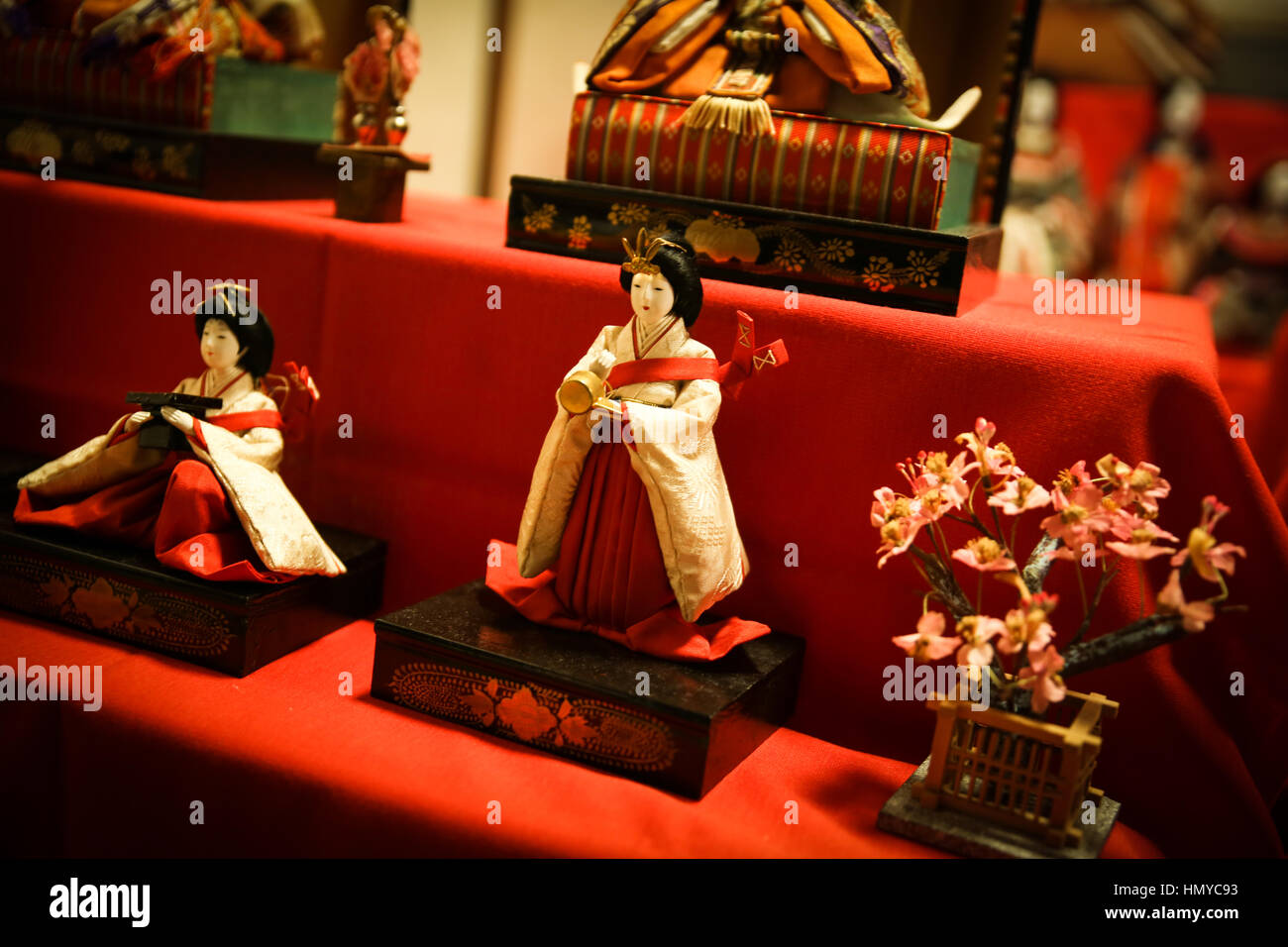 Hinamatsuri girl hi-res stock photography and images - Alamy