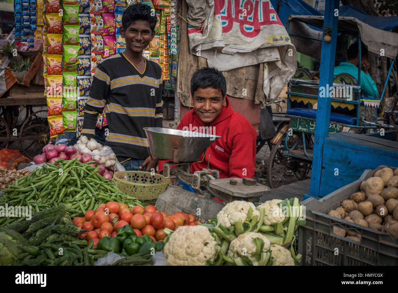 Indian bazaar hi-res stock photography and images - Alamy