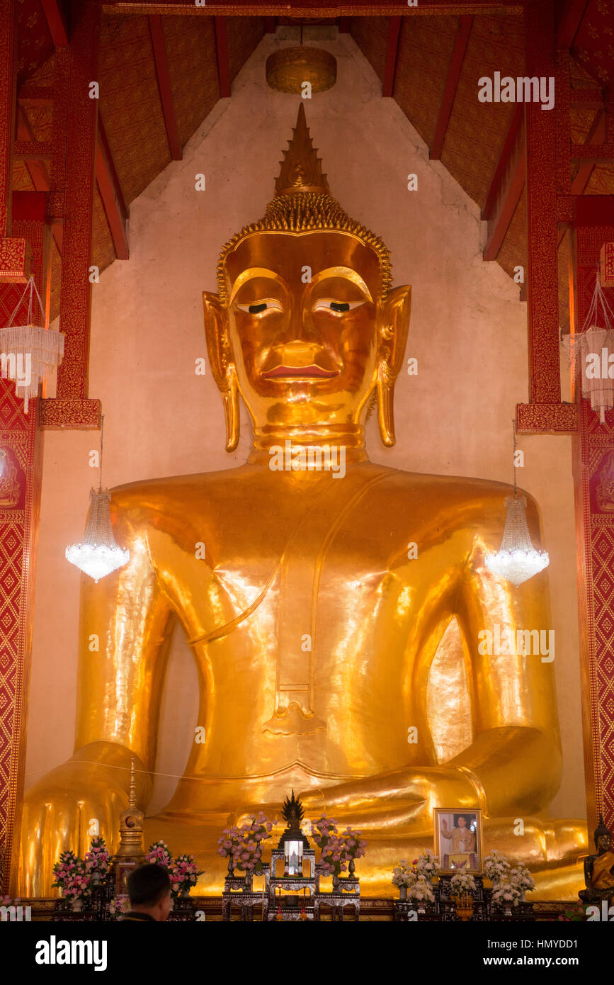 the wat Si Khom Kham in the city of Phayao in North Thailand Stock ...