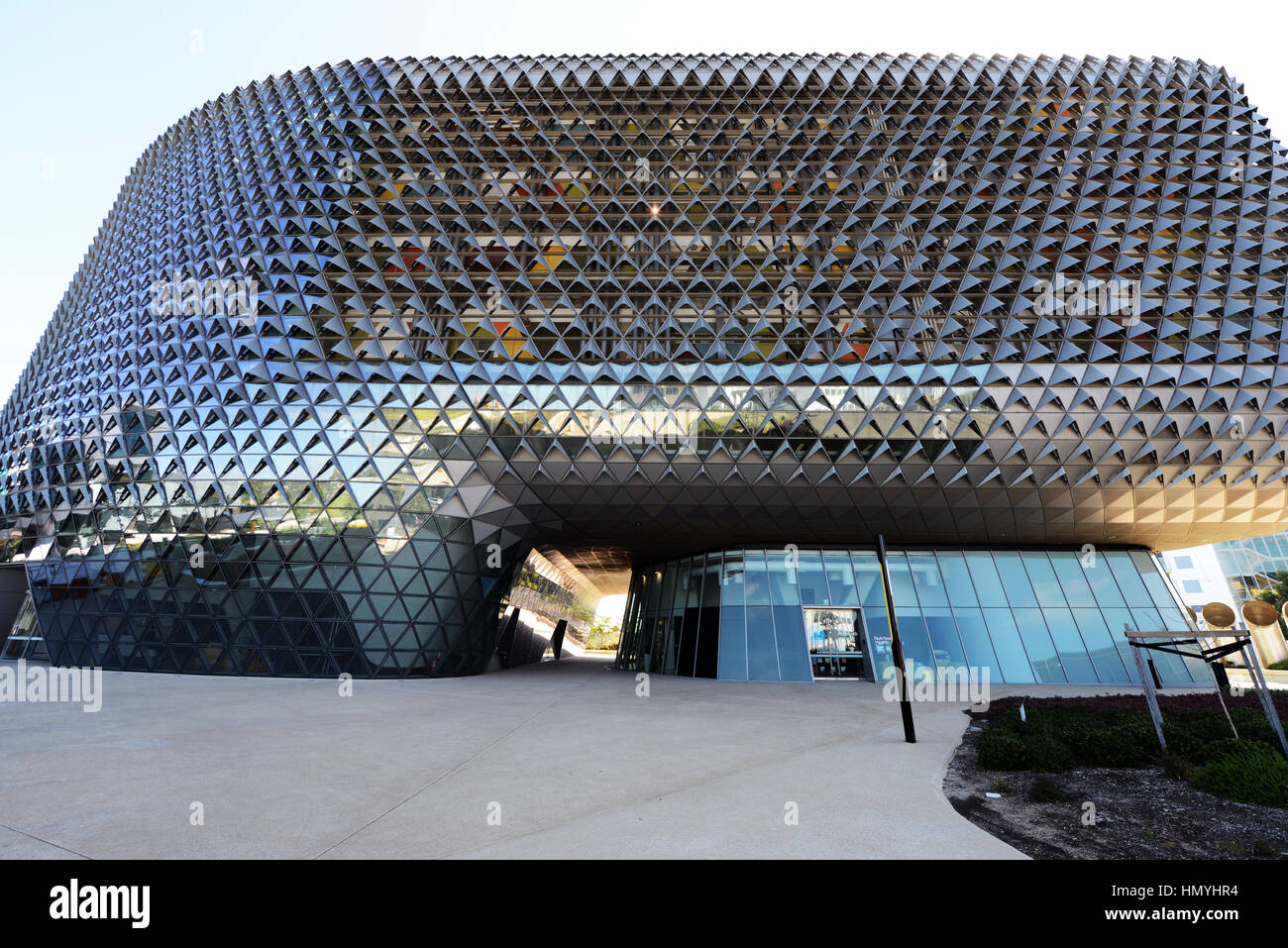 The newly built SAHMRI (South Australian Health and Medical Research ...