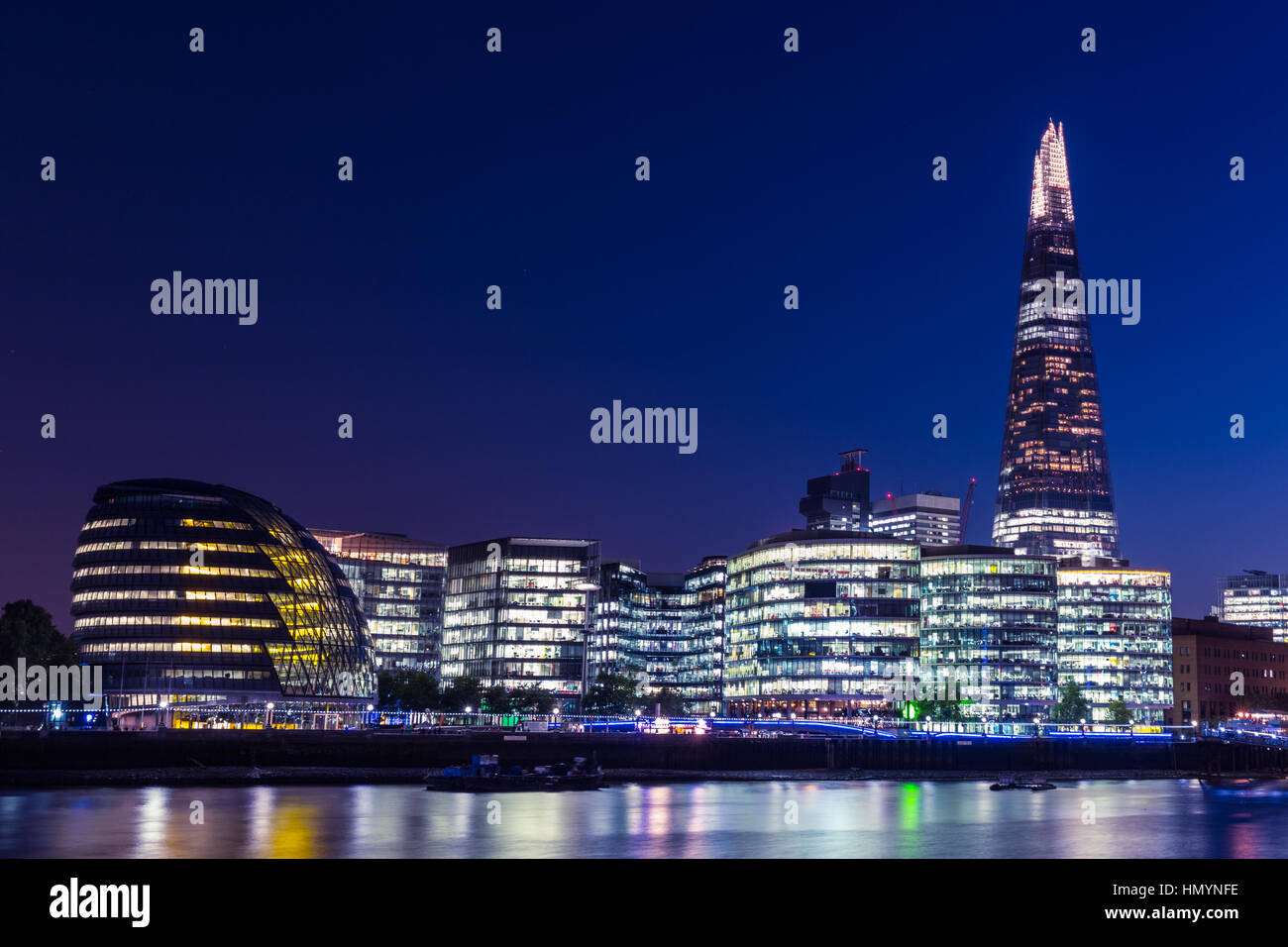 Shard skyscraper building hi-res stock photography and images - Alamy
