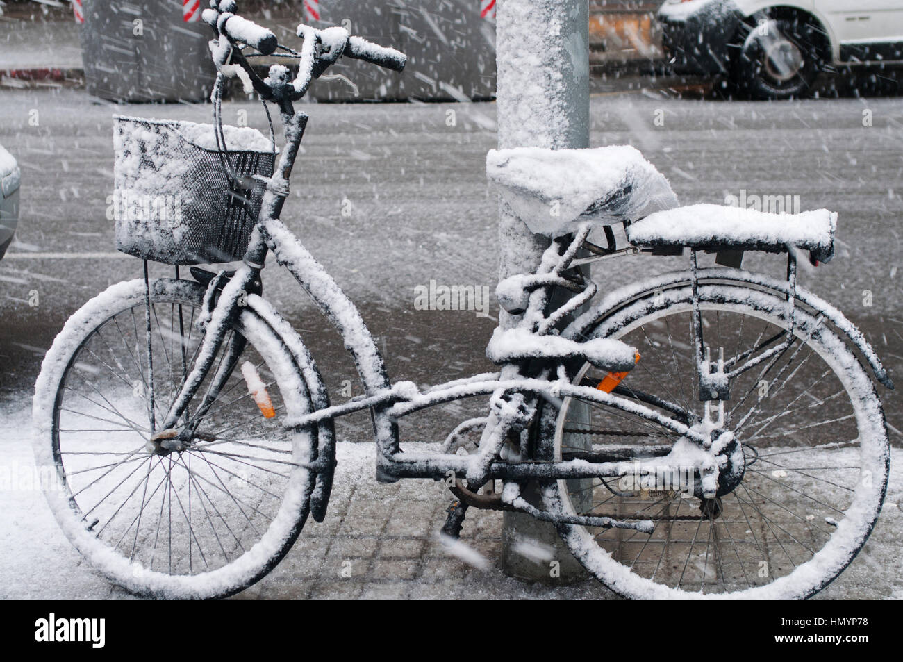 Barcelona in winter hi-res stock photography and images - Alamy