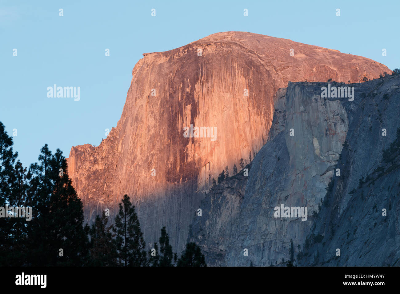 Half dome sunset alpenglow hi-res stock photography and images - Alamy