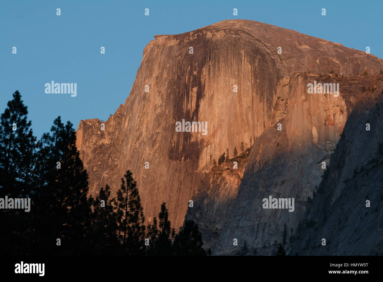 Half dome sunset alpenglow hi-res stock photography and images - Alamy