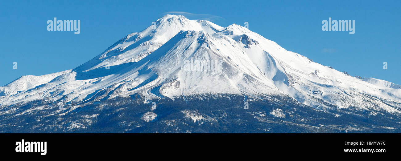 Mt Shasta with fresh snow, California, Weed, Mt Shasta, Taken 11.16 ...