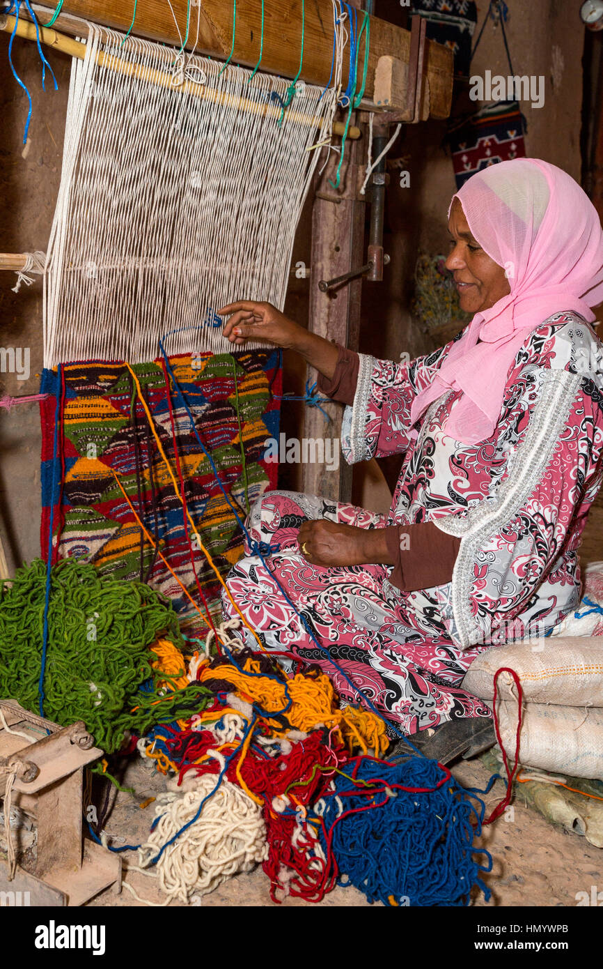 Historic weaving loom High Resolution Stock Photography and Images - Alamy