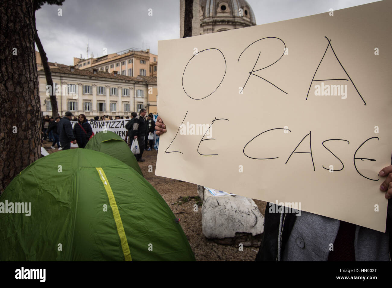 Rome, Italy. 06th Feb, 2017. Strike and demonstration of the Rome ...