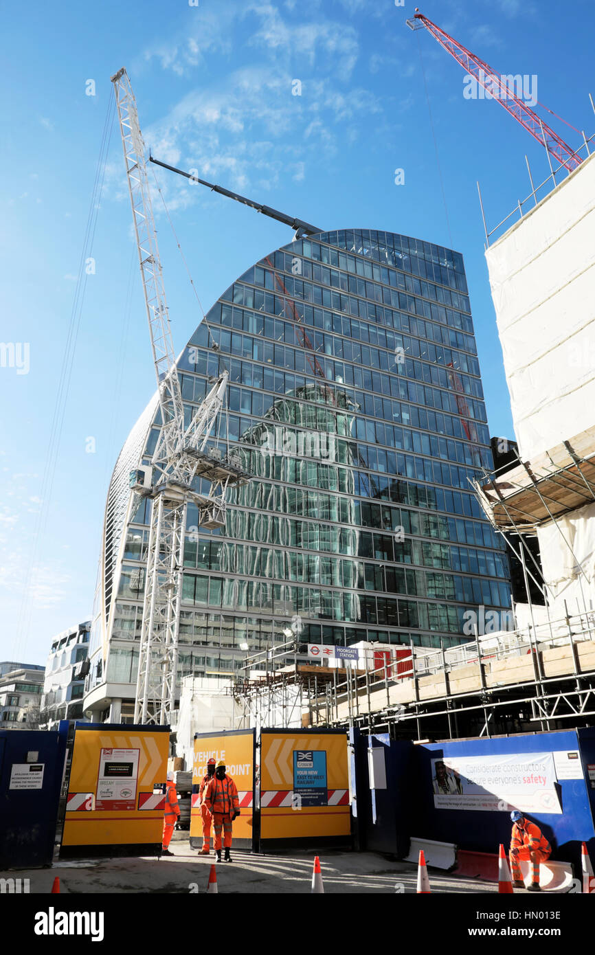 Moorgate station hi-res stock photography and images - Alamy