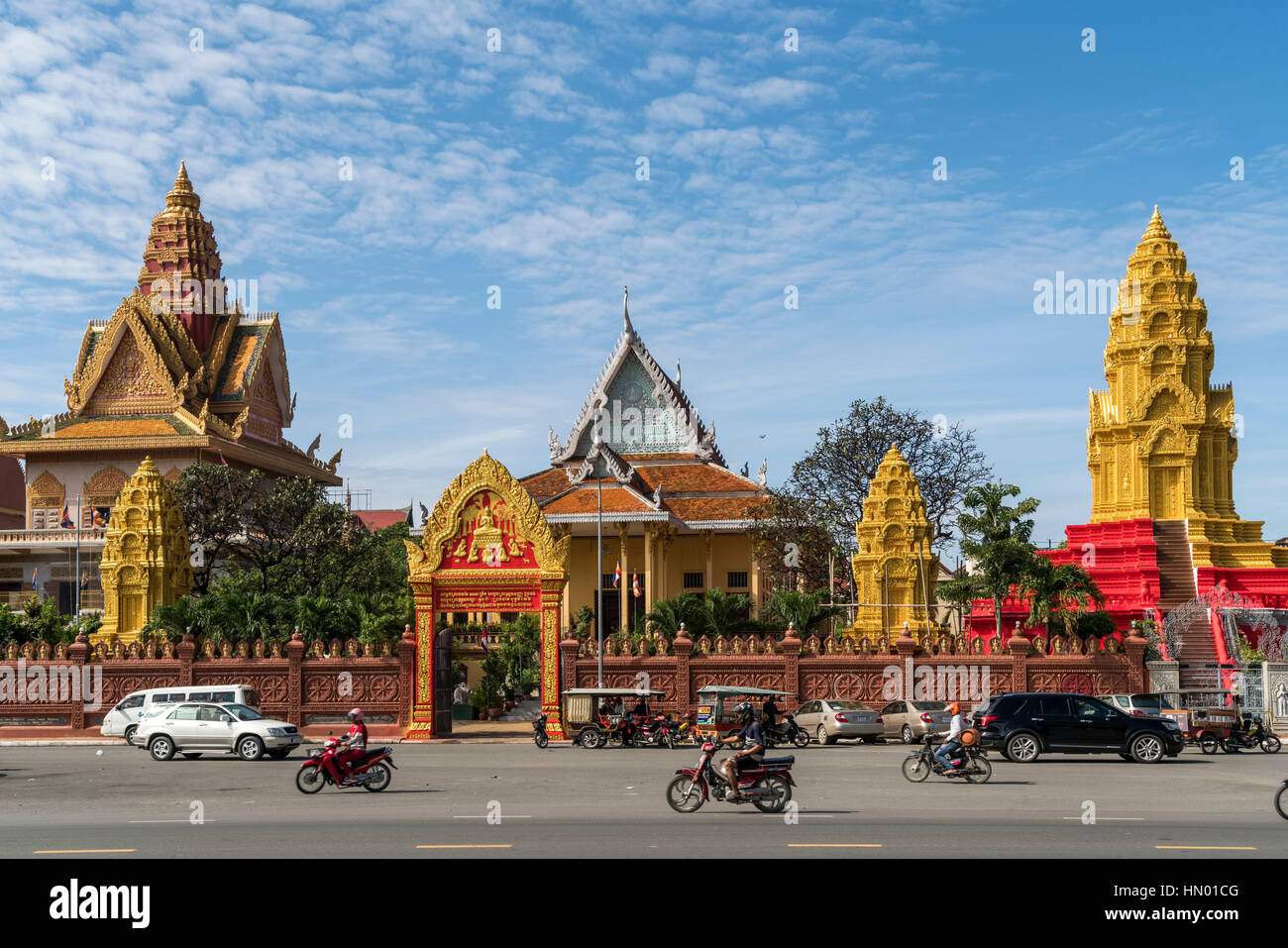 Cambodian Wat Phnom Phnom Penh High Resolution Stock Photography and ...
