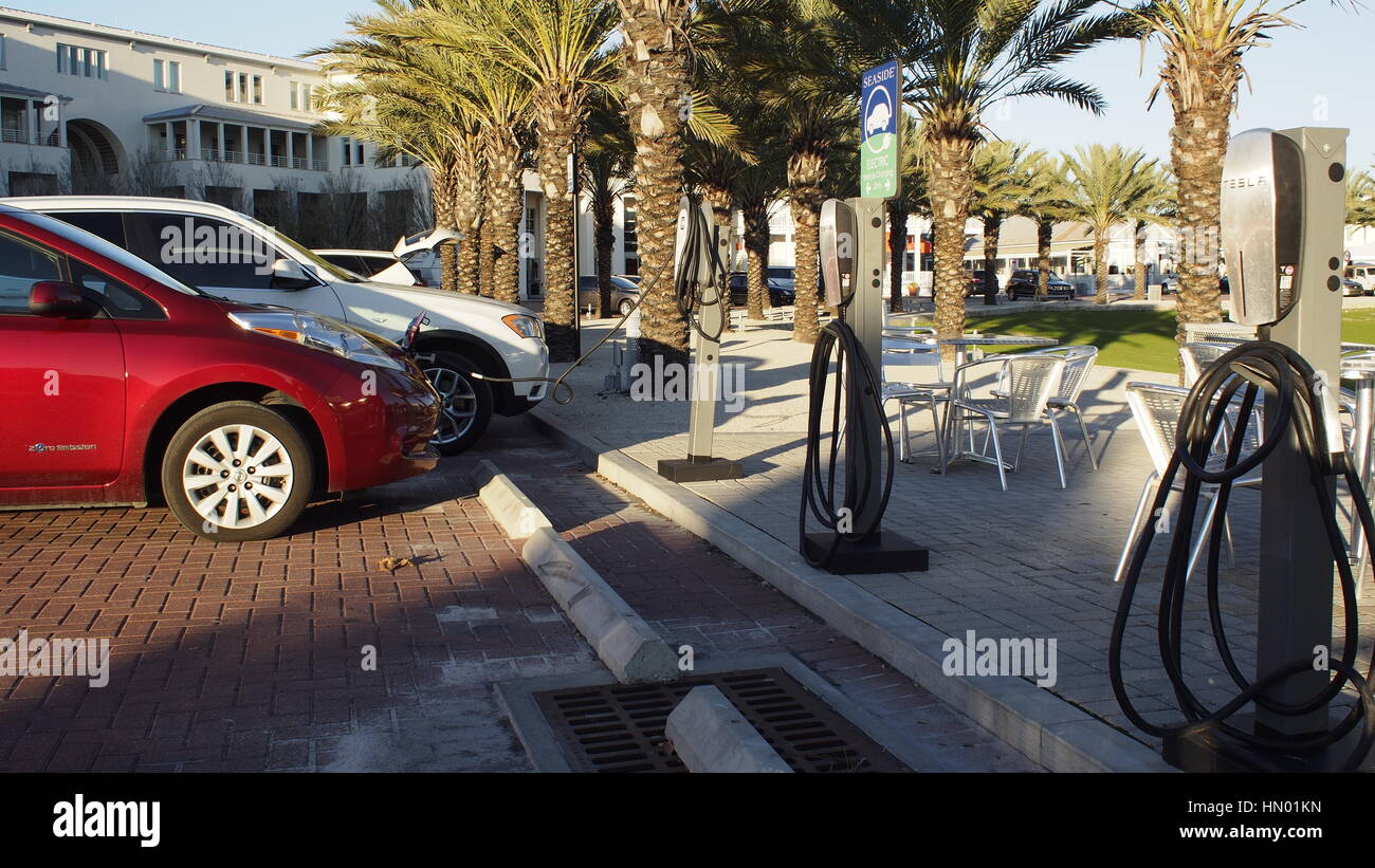 eCar Charging Station Stock Photo - Alamy