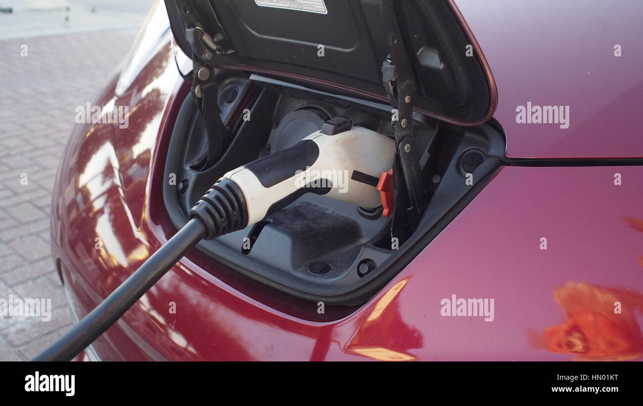 Ecar hi-res stock photography and images - Alamy