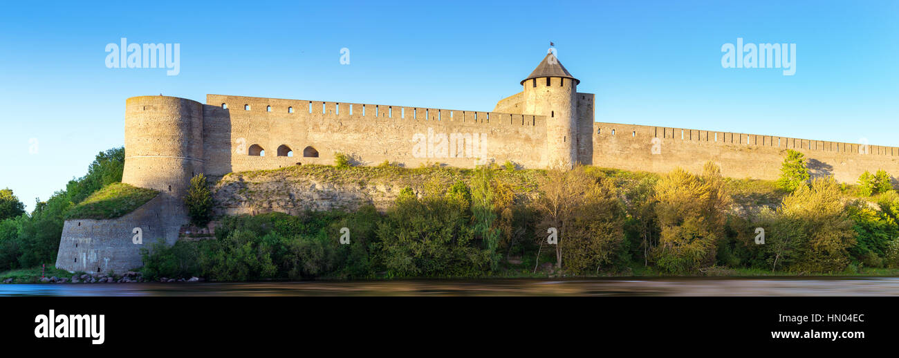 Medieval russian architecture hi-res stock photography and images - Alamy
