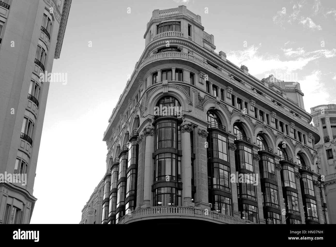 Classic building hi-res stock photography and images - Alamy