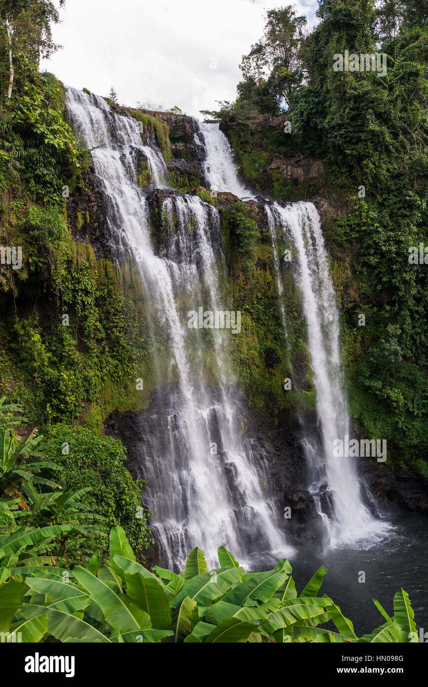 Majestic Hidden Waterfall in Natural forest Landscape Stock Photo - Alamy