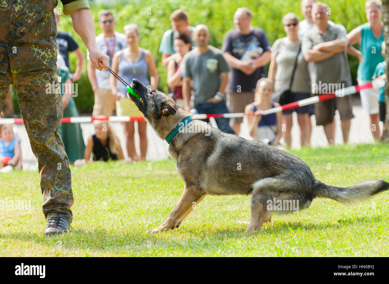 German bundeswehr military police officer hi-res stock photography and ...