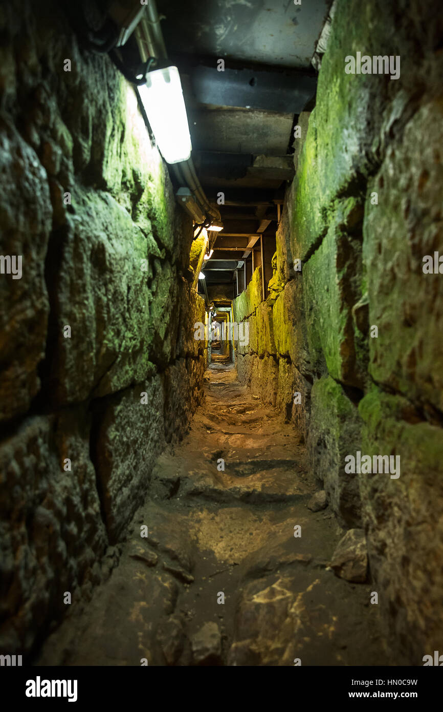 Tunnel that leads from the Shiloah pool to the Temple mount in ...